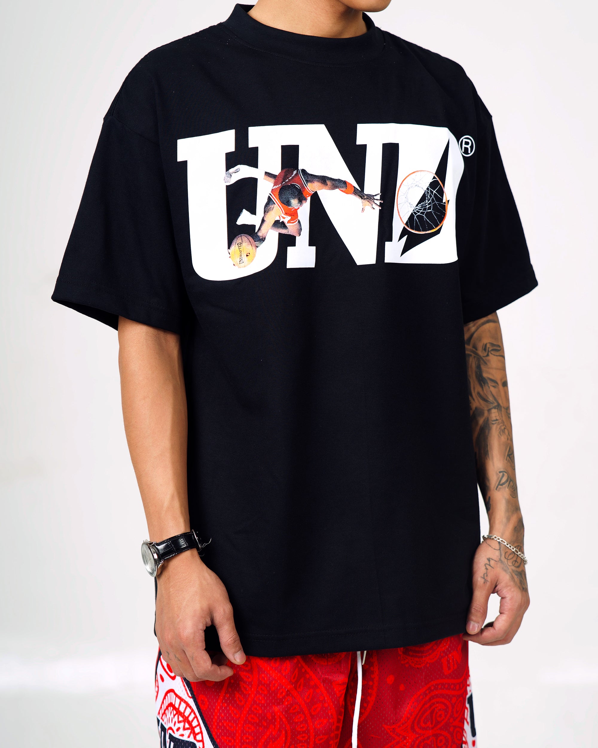 GRAPHIC TEES – UNDRAFTED