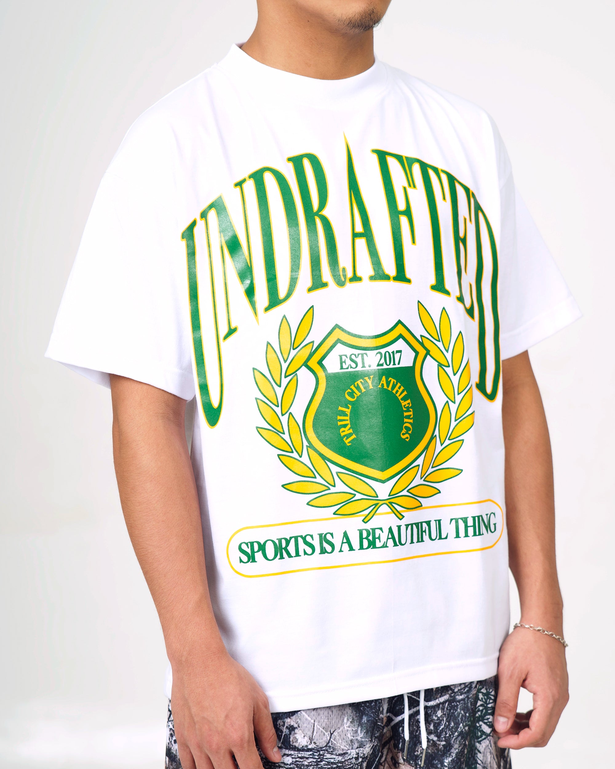 GRAPHIC TEES – UNDRAFTED